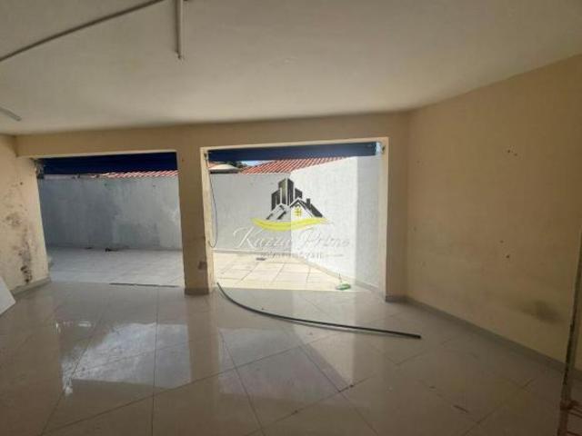 Casa á venda em Interlagos 5 quartos sendo 2 suites, 2 vagas, 250m