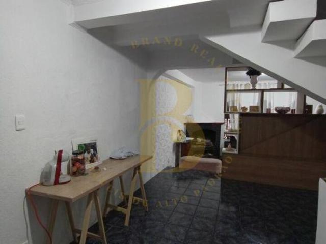 Casa à venda em Interlagos ? 160m², 3 dormitórios e quintal com churrasqueira