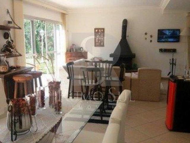 Casa à venda em Interlagos