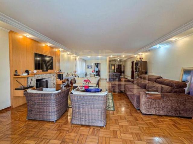 Casa à venda em Interlagos | 3 quartos/ 3 suítes