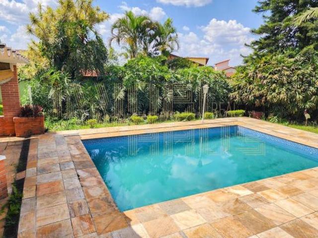Casa à venda em Interlagos | 3 quartos
