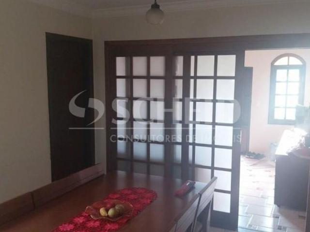 CASA A VENDA EM INTERLAGOS REGIÃO DO JARDIM SUZANA