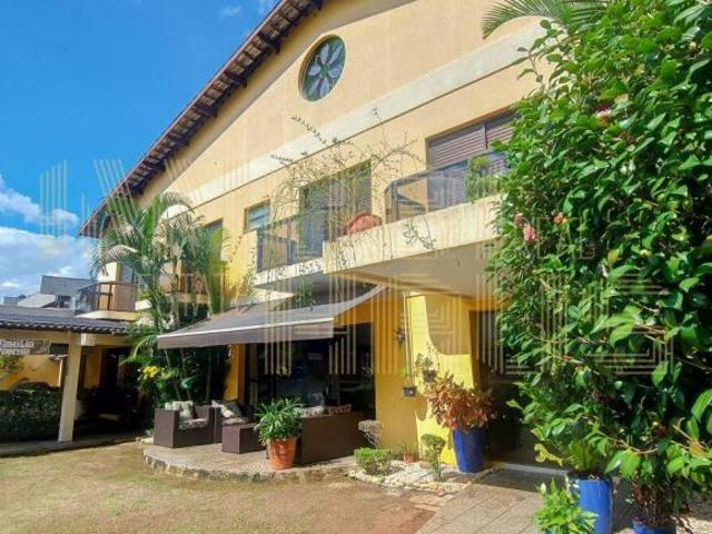 Casa à venda em Interlagos São Paulo | 5 quartos