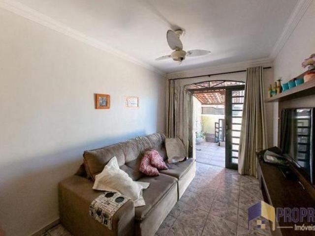 Casa à venda em Inconfidentes
