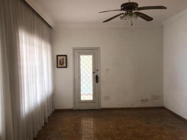 Casa à venda em Indaiatuba, Centro, com 2 quartos, com 185 m²