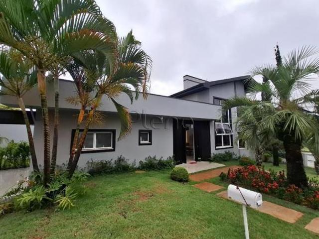 Casa à venda em Indaiatuba, Chácara Areal, com 3 suítes, com 250 m²