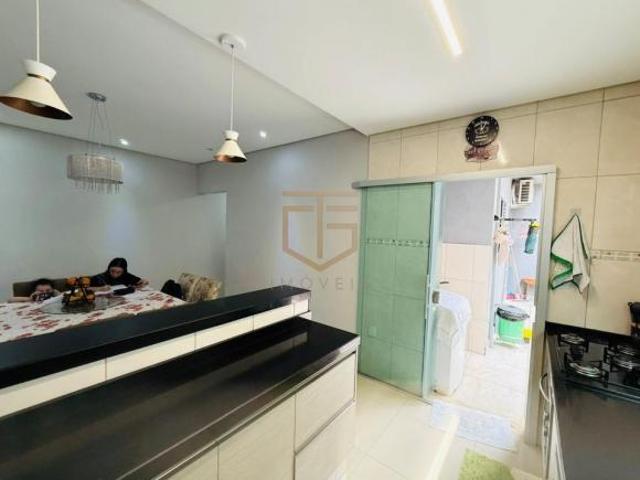 Casa à venda em Indaiatuba, Jardim Colonial, com 3 quartos, com 203 m²