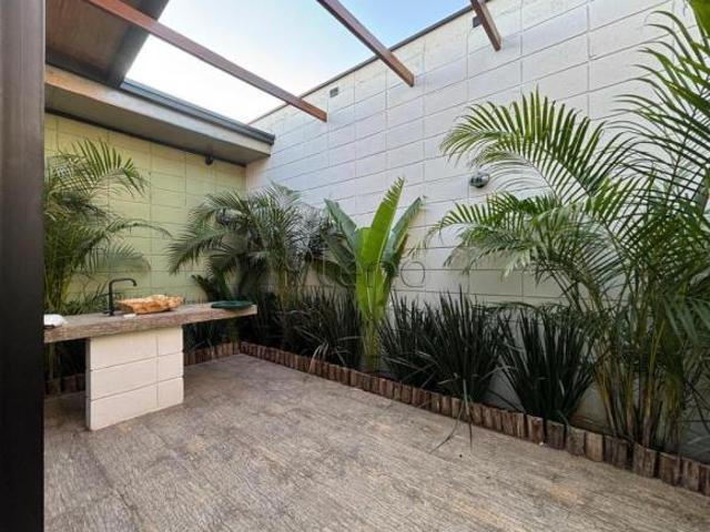 Casa à venda em Indaiatuba, Jardim Bom Sucesso, com 2 suítes, com 110 m²