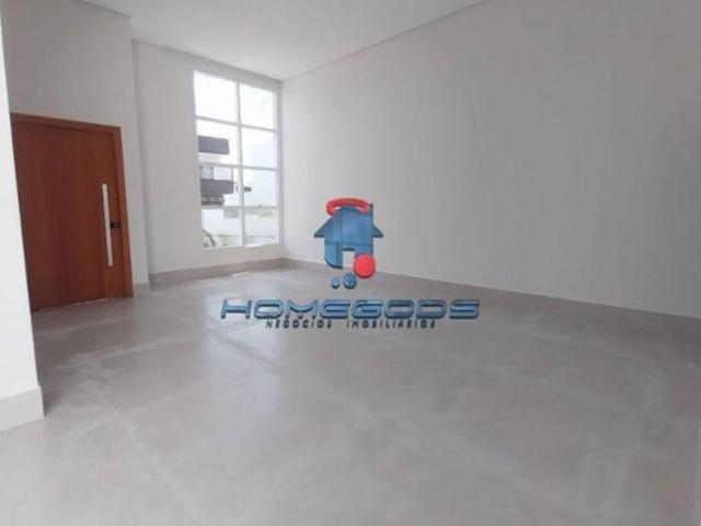 Casa à venda em Indaiatuba, Jardim Esplanada, com 3 suítes, com 190 m², Condomínio Dona Maria José