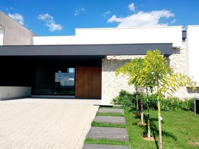 Casa à venda em Indaiatuba, Jardim Residencial Dona Maria Candida, com 3 suítes, com 195.09 m²