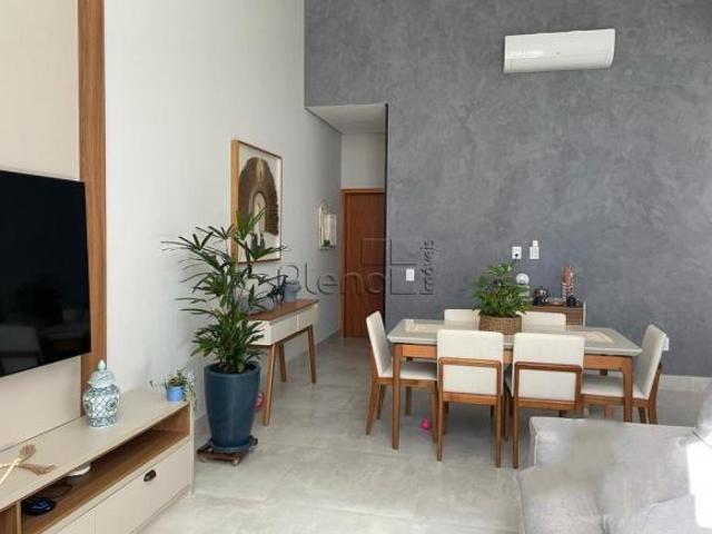 Casa à venda em Indaiatuba, Loteamento Park Gran Reserve, com 3 suítes, com 141 m²