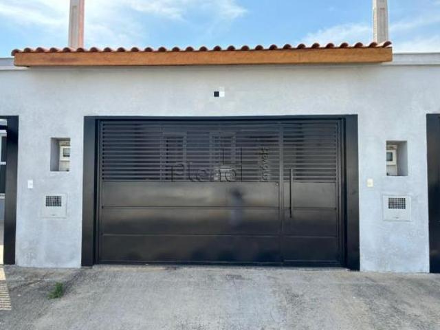 Casa à venda em Indaiatuba, Parque Residencial Sabiás, com 2 quartos, com 63 m²