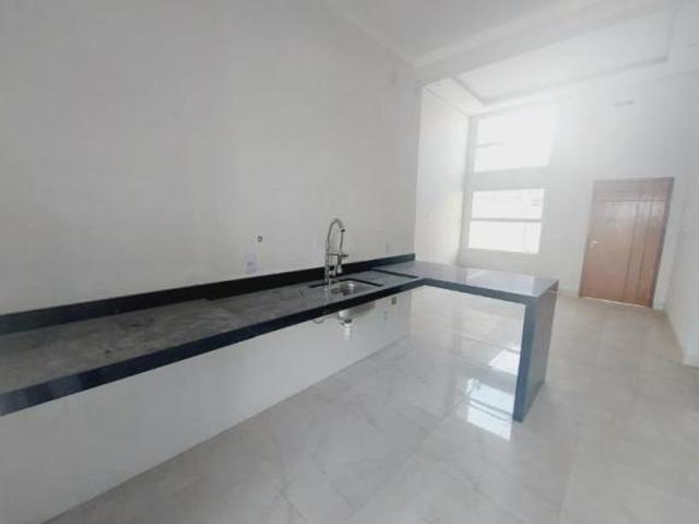 Casa à venda em Indaiatuba, Parque Residencial Sabiás, com 3 quartos, com 128 m²