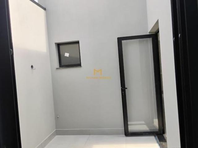 Casa à venda em Indaiatuba SP: 3 quartos, 1 suíte, 2 salas, 2 banheiros, 3 vagas de garagem, 93 m² n