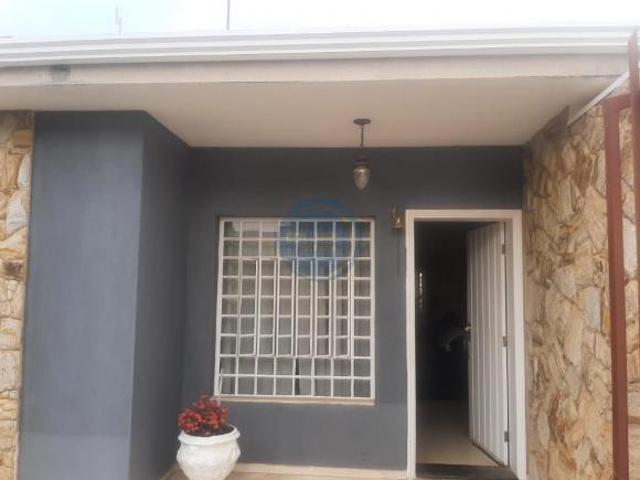Casa à venda em Indaiatuba SP, bairro Solar de Itamaracá: 2 quartos, 2 suites, 2 salas, 4 vagas de g
