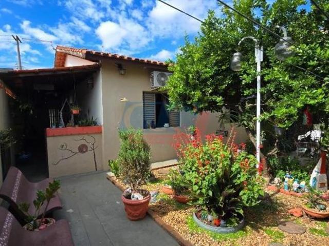 Casa à venda em Indaiatuba SP, no Jardim Eldorado: 3 quartos, Quintal, Edicula com Churrasqueira