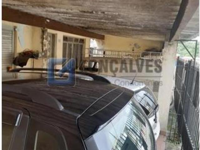 Casa à Venda em Independência, São Bernardo do Campo – 3 Quartos, 4 Vagas, 252 m²