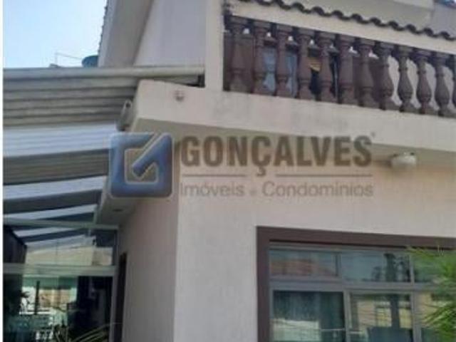 Casa à venda em Independência, SBC — 3 quartos, 4 vagas