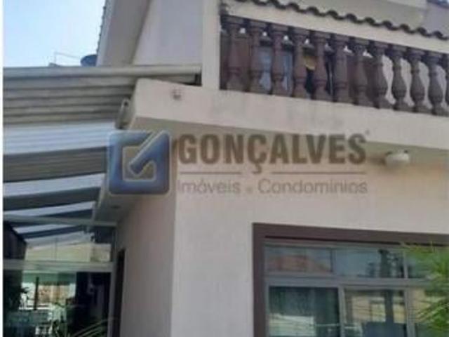 Casa à venda em Independência, SBC — 3 quartos, 4 vagas