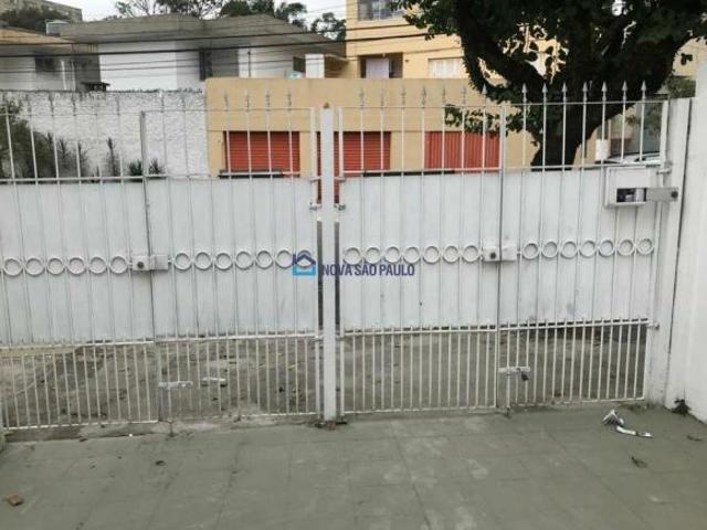 Casa a venda em Indianópolis com 02 dormitórios