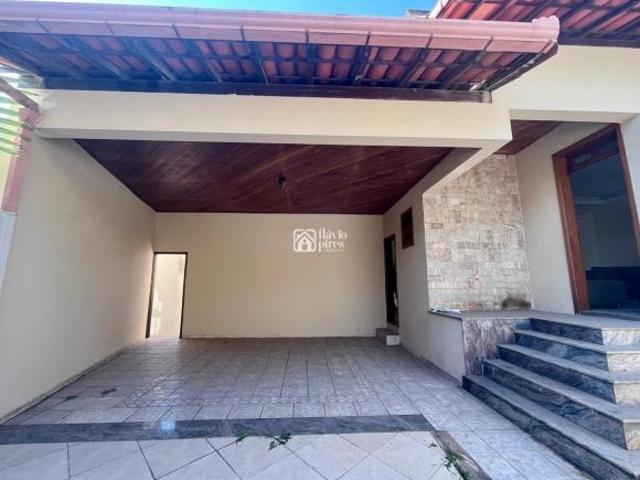 Casa à venda em Ingá Alto