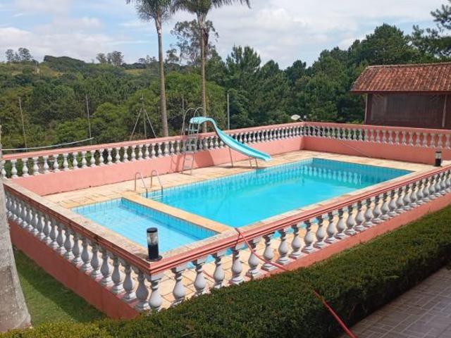 Casa à venda em Ibiúna