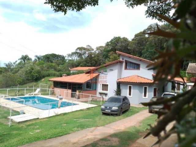 Casa à venda em Ibiúna