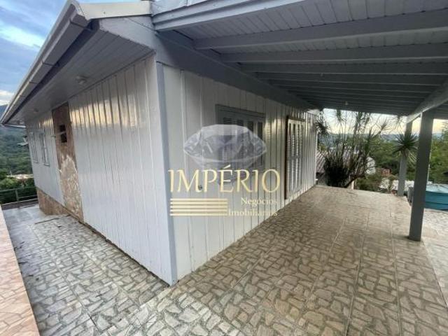 Casa à venda em Igrejinha RS, Loteamento Lauffer: 3 quartos, 2 salas, 2 banheiros, 1 vaga, 201,80m²
