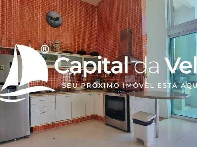 LINDA CASA NA COSTEIRA COM ACESSO AO MAR E A 50M DA PRAIA
