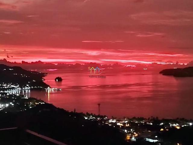Casa a venda em ilhabela