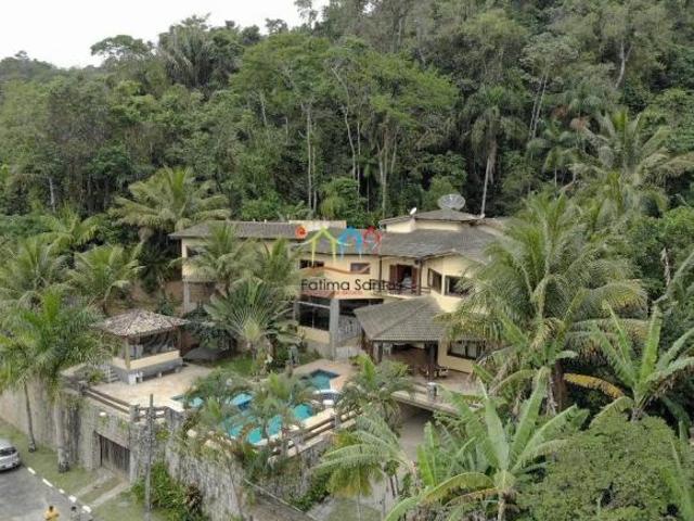 Casa a venda em Ilhabela
