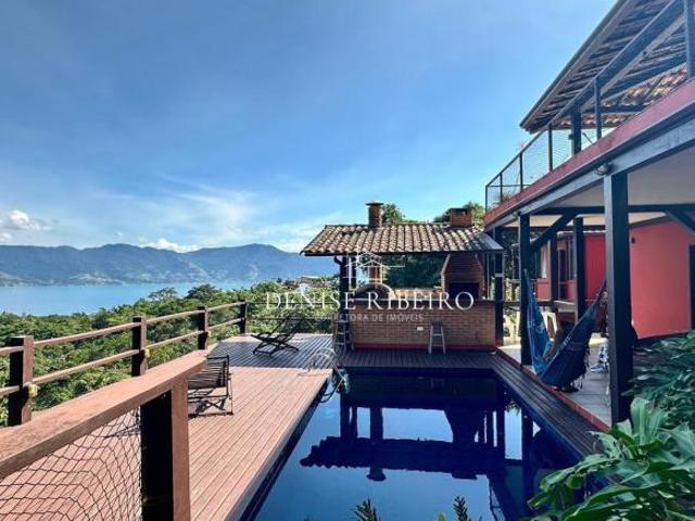 Casa à venda em Ilhabela com Vista