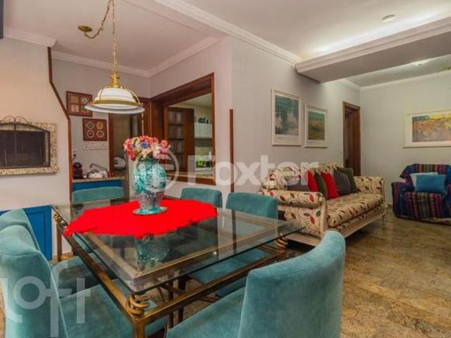Casa à venda em Ipanema com 105 m², 3 quartos, 1 suíte, 2 vagas