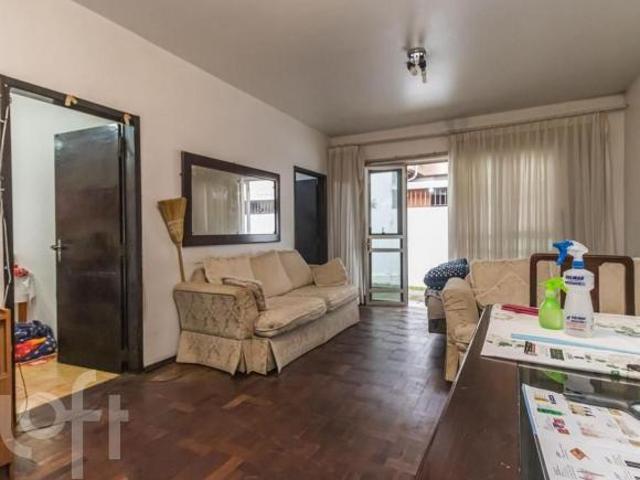 Casa à venda em Ipanema com 100 m², 1 quarto, 4 vagas