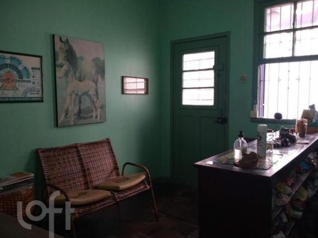 Casa à venda em Ipanema com 138 m², 3 quartos, 6 vagas