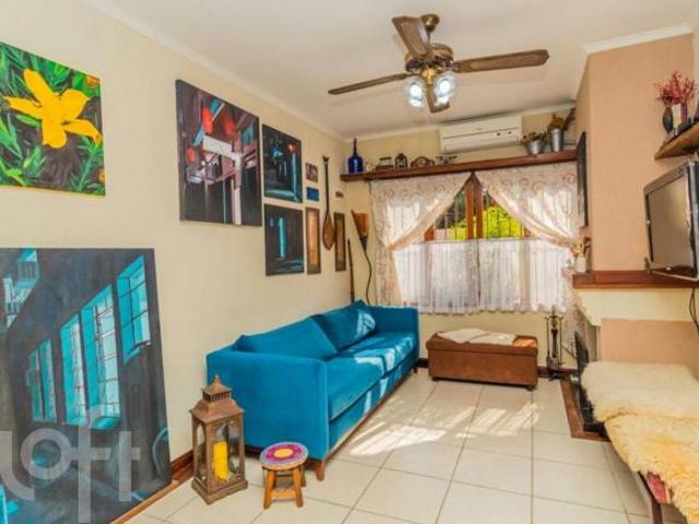 Casa à venda em Ipanema com 177 m², 3 quartos, 1 suíte, 2 vagas
