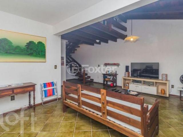 Casa à venda em Ipanema com 191 m², 3 quartos, 3 vagas