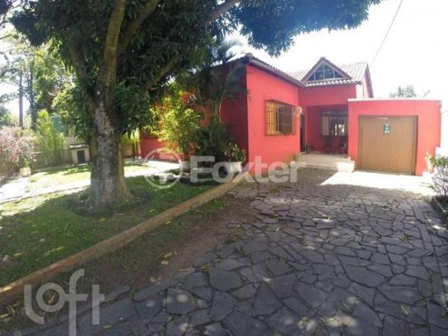 Casa à venda em Ipanema com 275 m², 4 quartos, 1 suíte, 7 vagas
