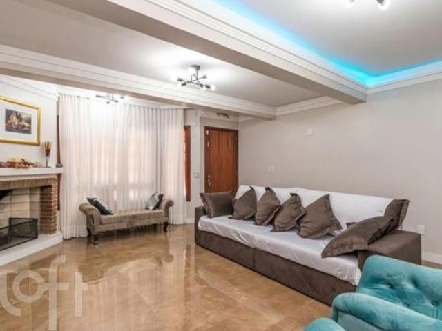 Casa à venda em Ipanema com 279 m², 4 quartos, 1 suíte, 5 vagas