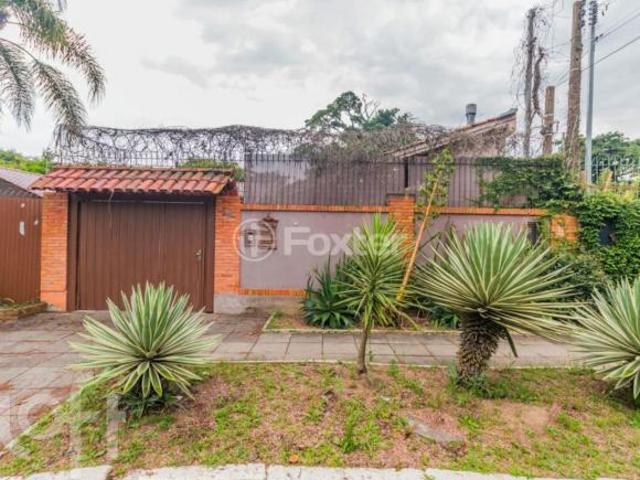 Casa à venda em Ipanema com 300 m², 5 quartos, 2 suítes, 5 vagas