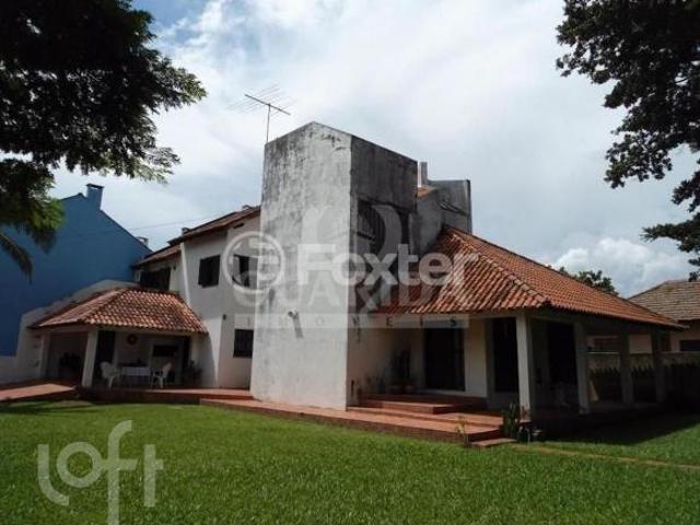 Casa à venda em Ipanema com 350 m², 4 quartos, 2 suítes, 4 vagas