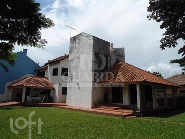 Casa à venda em Ipanema com 350 m², 4 quartos, 2 suítes, 4 vagas
