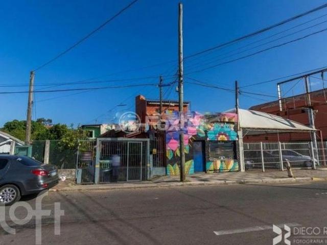 Casa à venda em Ipanema com 400 m², 6 quartos, 2 suítes, 3 vagas