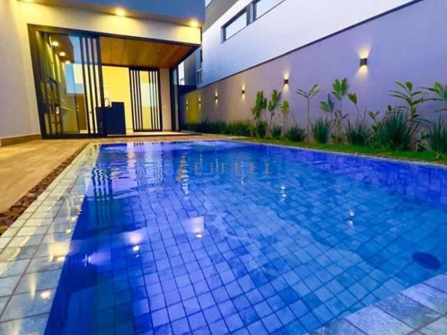 Casa à venda em Itu, Alphaville Itu, com 4 quartos, com 220.25 m², Condomínio Alphaville Castello