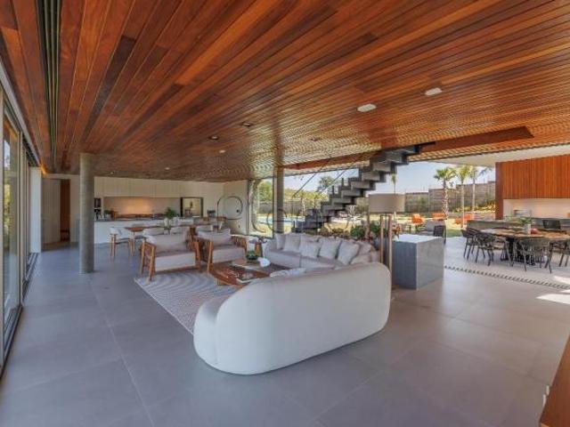 Casa à venda em Itu, Condomínio Terras de São José, com 6 suítes, com 796 m²