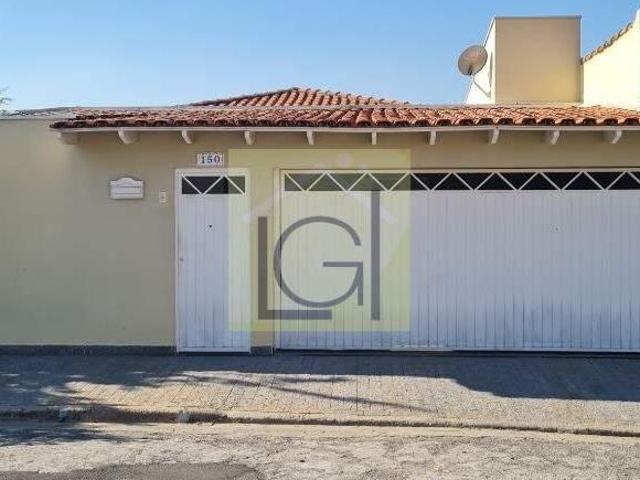 Casa à venda em Itu SP no Jardim Santa Tereza: 3 quartos, 2 suítes, 2 salas, 2 banheiros, 3 vagas de
