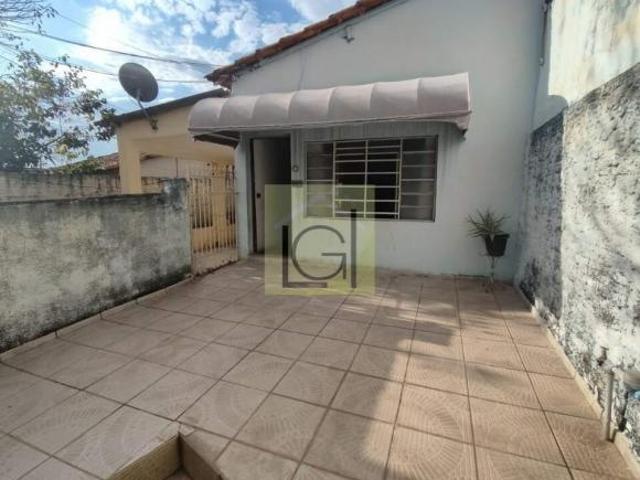 Casa à venda em Itu SP, Jardim Novo Itu: 2 quartos, 1 sala, 2 vagas 156m²!