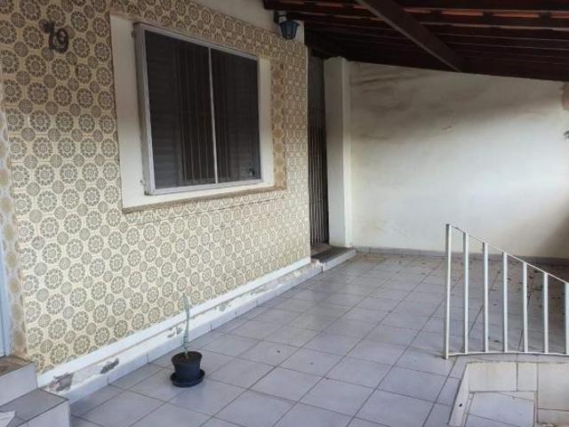 Casa à Venda em Itu Vila Santa Terezinha, 3 Quartos, 400 m², Financiamento