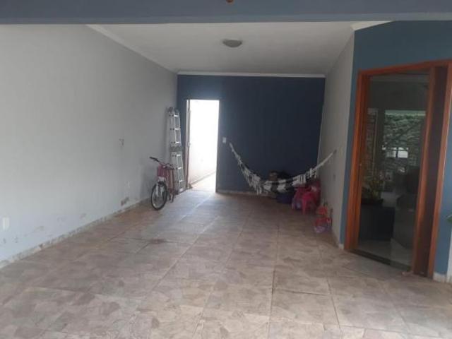 Casa à venda em Itupeva SP, no Jardim Brasil: 3 quartos, 1 suíte, 2 salas, 3 banheiros, 3 vagas de g
