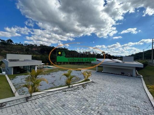 Casa à venda em Itabirito